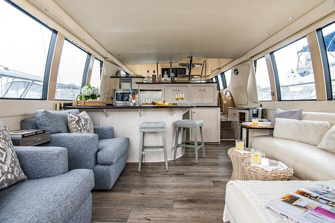 Yacht rental charter in Marina del Rey - 60' CARVER - Deep Dive into the Details
