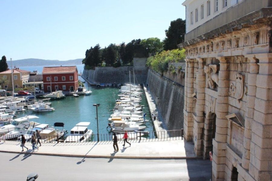 Zadar: E-scooter self guided tour - What’s included and what’s not