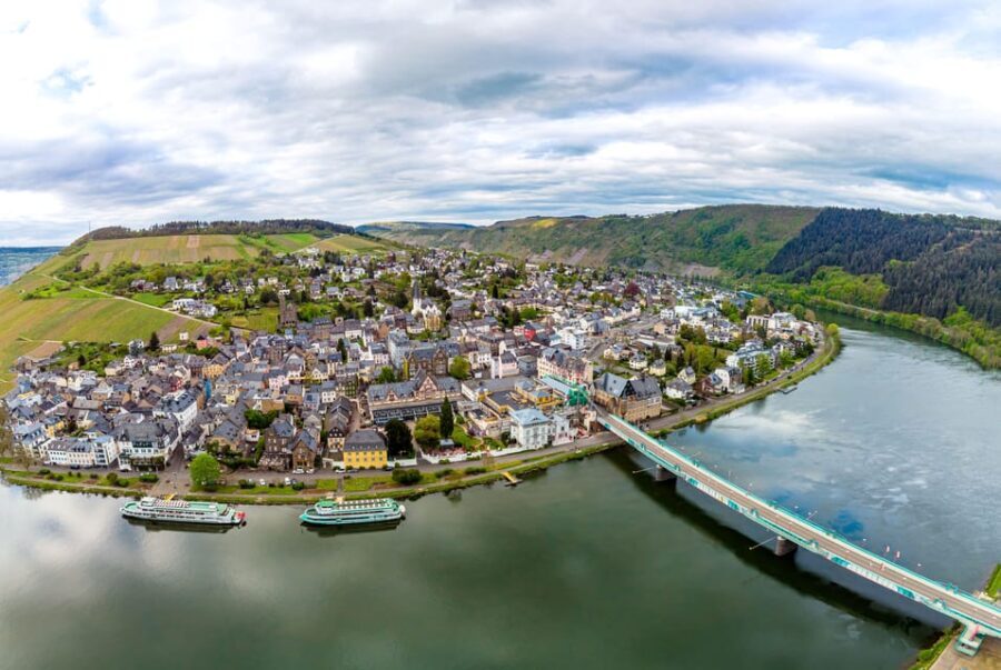 Zell: Bike and boat tour with wine tasting and picnic - Exploring the Itinerary