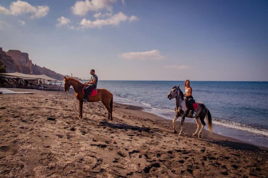 2-Hour Morning Horse Ride with Professional Photos - Exploring Santorini on Horseback: What You Can Expect