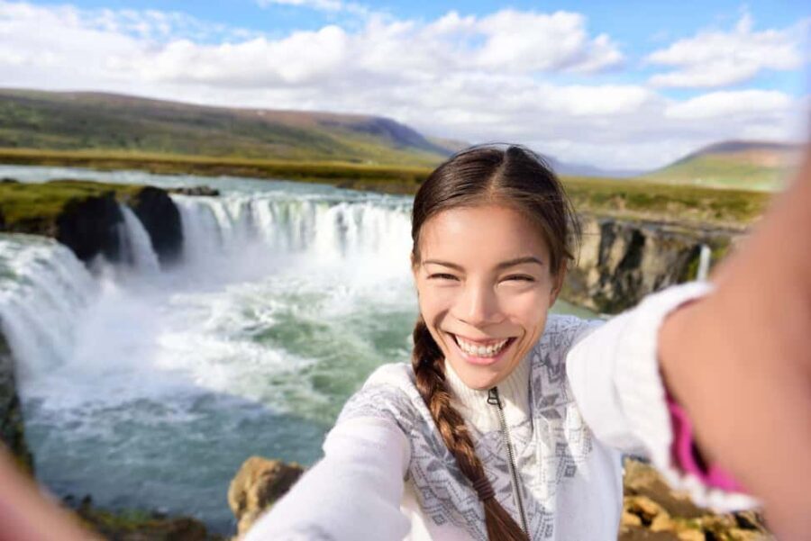 5-Day Small Group Journey Around Iceland - Discovering North Iceland: The Charm of Akureyri and Surroundings