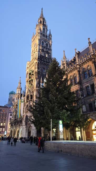 A Full-Day Walking Tour of Munich - Lunch and Beer Culture: Hofbräuhaus