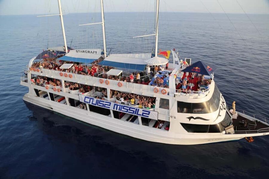 Alanya/Side: Starcraft Boat Trip w/ Unlimited Beer and Wine - Break Down of the Day