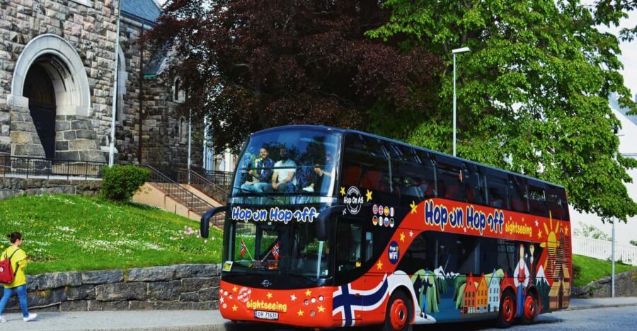 Ålesund: 1-Day Hop-On Hop-Off Sightseeing Bus GrayLine - FAQ