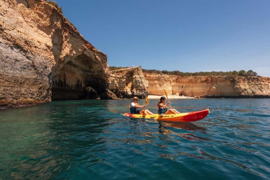 Algarve: Benagil Cave Sunrise Kayak Tour with Shower Use - What Makes This Tour Stand Out