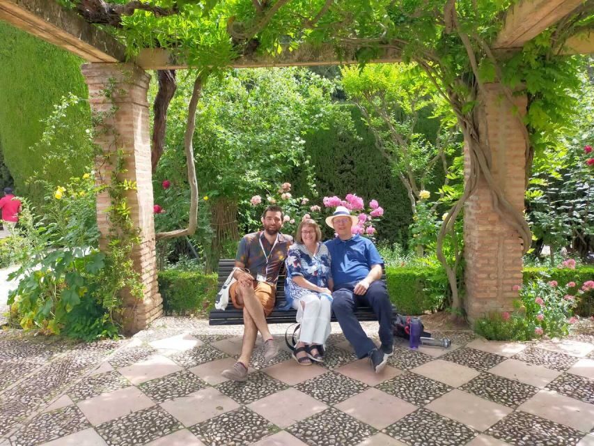 Alhambra with Nazaries Palaces Private Tour - Authentic Experiences and Practical Insights