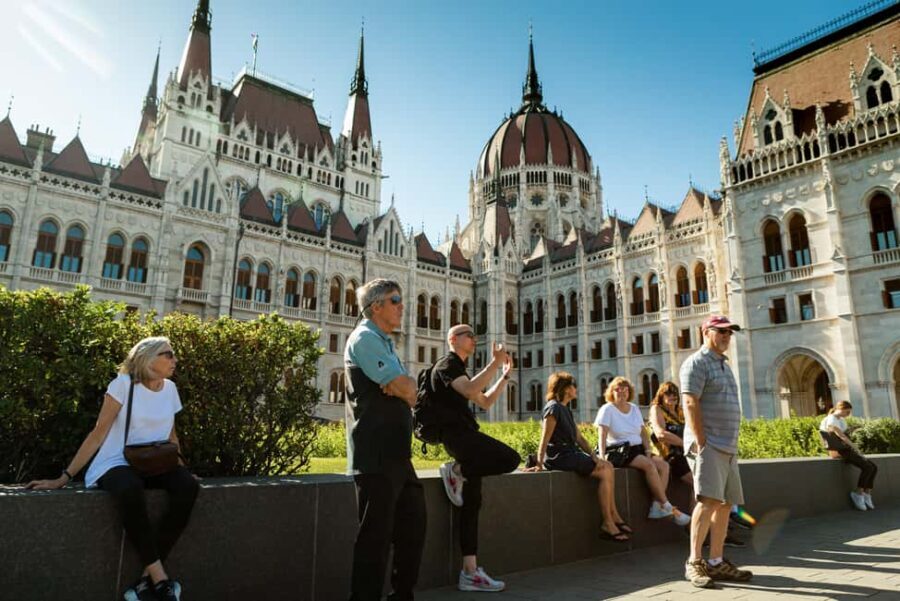All About Budapest: 6-hr Walking Tour with 3-course Lunch - The Practical Side: Value and Logistics