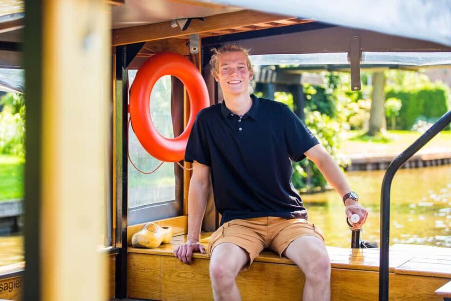 Amsterdam: Giethoorn Tour with Boat Ride & Afsluitdijk Visit - The Enclosing Dike: A Testament to Dutch Ingenuity