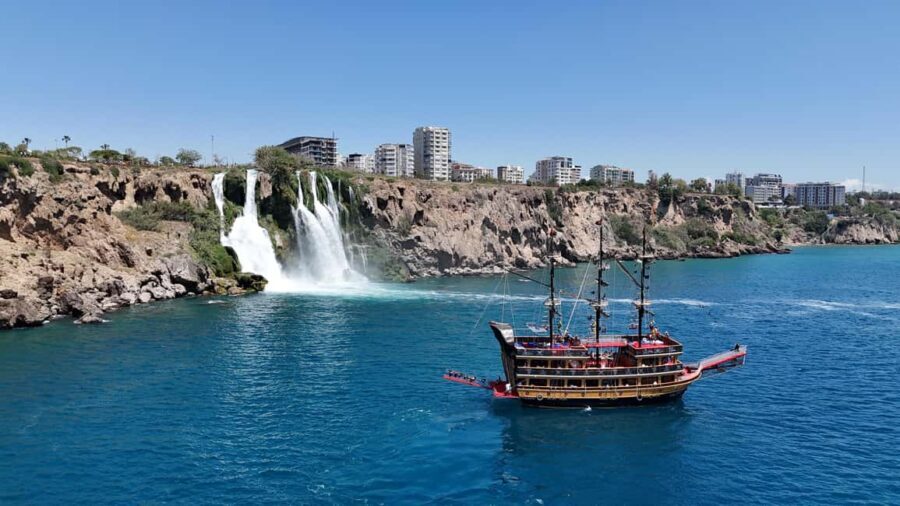 Antalya: Lara Pirate Boat Trip with Unlimited Soft Drinks - Authentic Feedback from Travelers