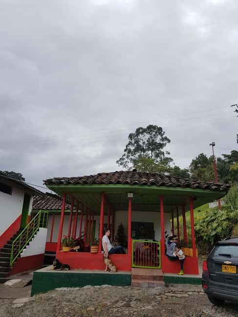 Armenia, Quindio: Coffee Tour, Transportation, and Quimbaya Gold Museum - Value & Practicality