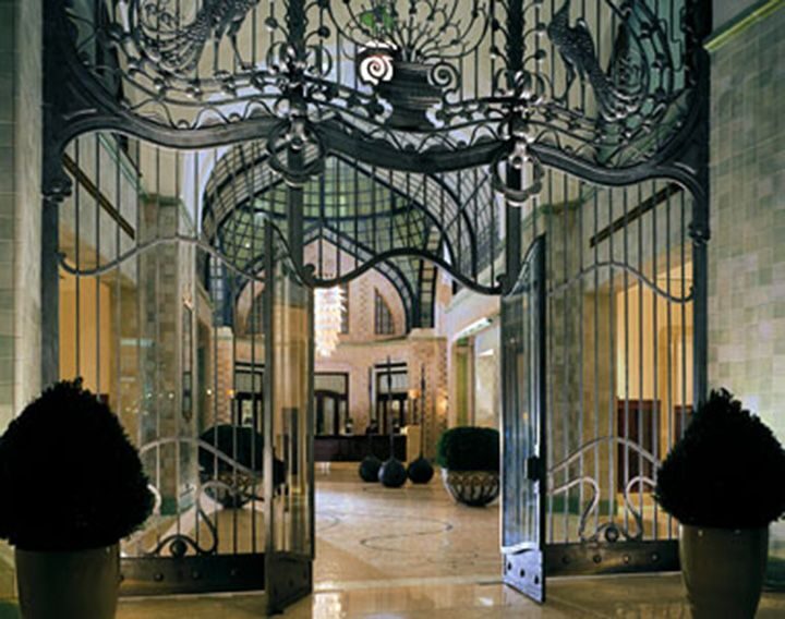 Art Noveau in Budapest: Private Half-Day Tour - What to Expect During the Tour