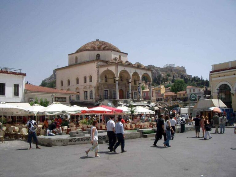 Athens Private Sightseeing Minibus Tour with Lunch - Who Is This Tour Best For?