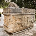 Athens: Small-Group Day Trip Tour to Delphi - Who Should Consider This Tour?