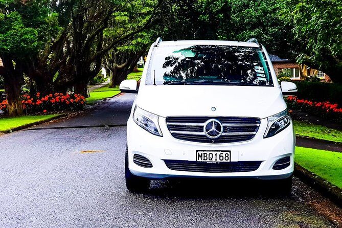 Auckland's premium luxury transfers from/to Airport / North Shore - What to Expect on Your Transfer