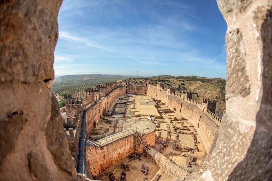 Baños de la Encina: Bury al-Hamma Castle Guided Tour - Who Is This Tour Best For?
