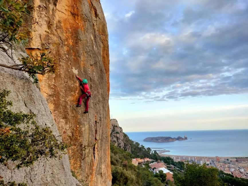Barcelona and surroundings: Sport climbing in the best areas - A Day in the Life of a Climber with Prestiadventures