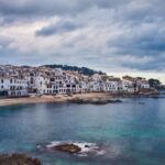 Barcelona: Costa Brava boat tour and lunch - The Coves and Water Activities