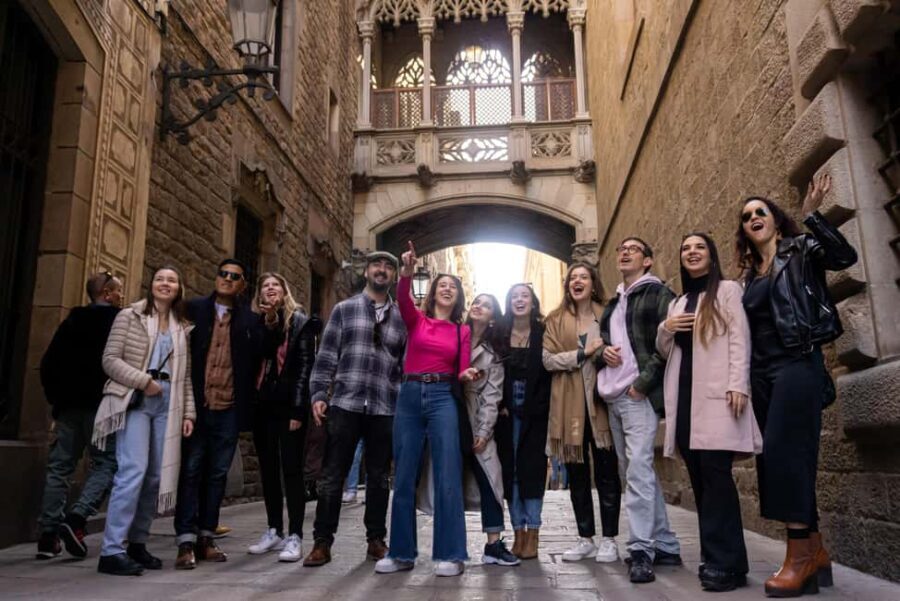 Barcelona: Hidden Gems Walking Tour Including 10+ Sights - The Itinerary in Detail