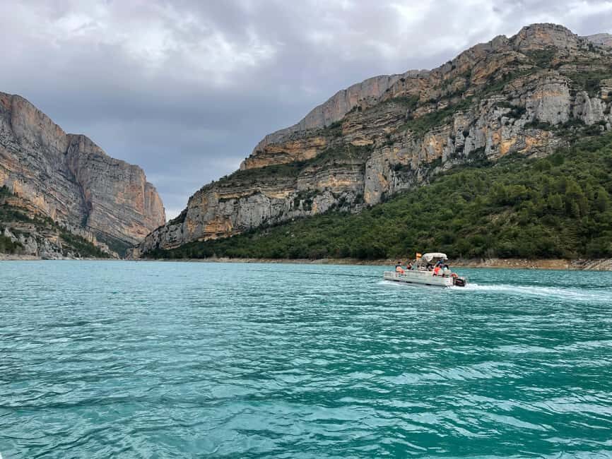 BARCELONA: Kayak rental in Congost de Mont-rebei and return by boat - Why This Experience Stands Out