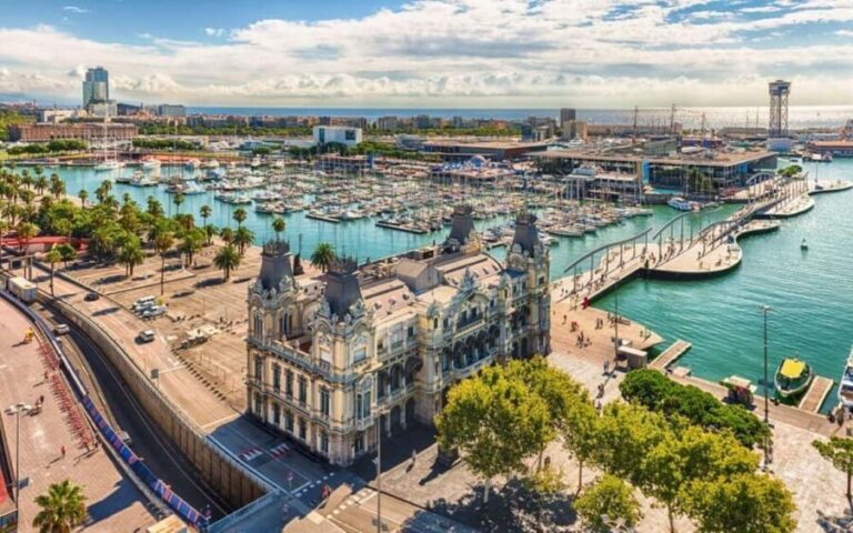 Barcelona Layover Experience: Must-See City Highlights - Does the Price Match the Experience?