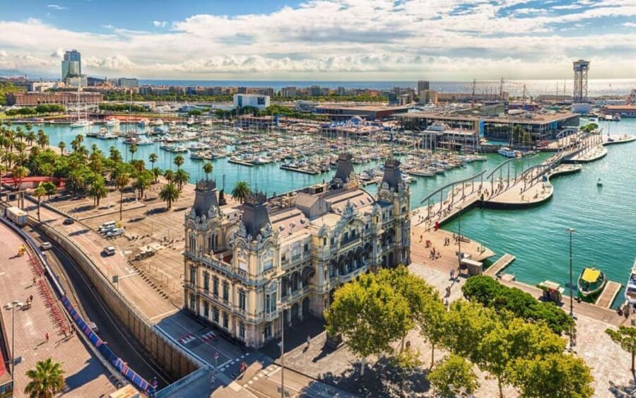 Barcelona Layover Experience: Must-See City Highlights - Does the Price Match the Experience?