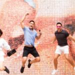 Barcelona: Photoshoot Tour Old Town - Itinerary Breakdown