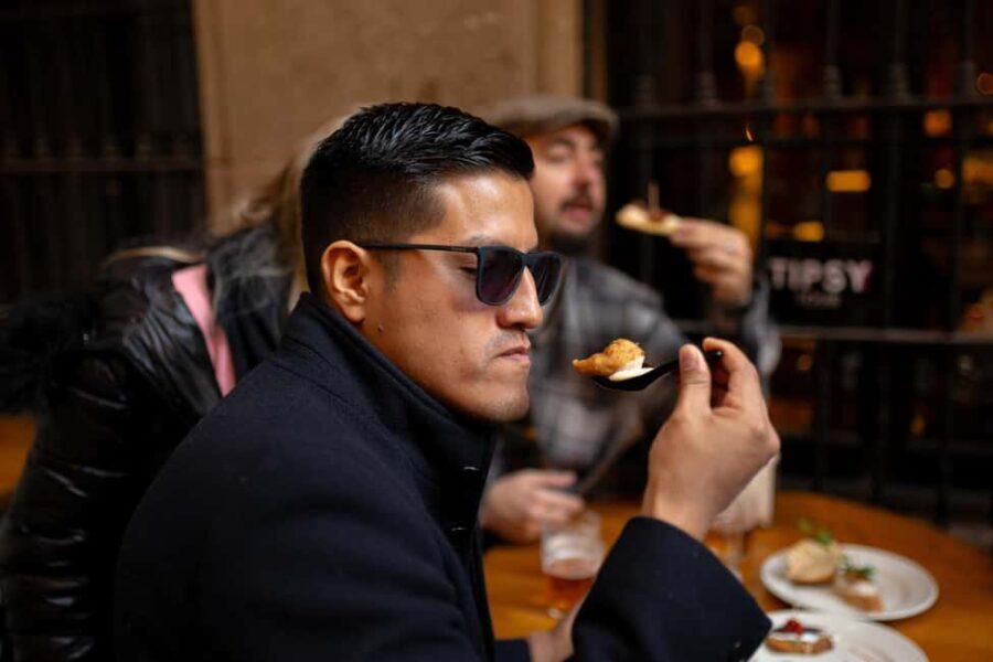 Barcelona Private Tapas Tour with Lunch or Dinner in El Born - The Itinerary: What to Expect
