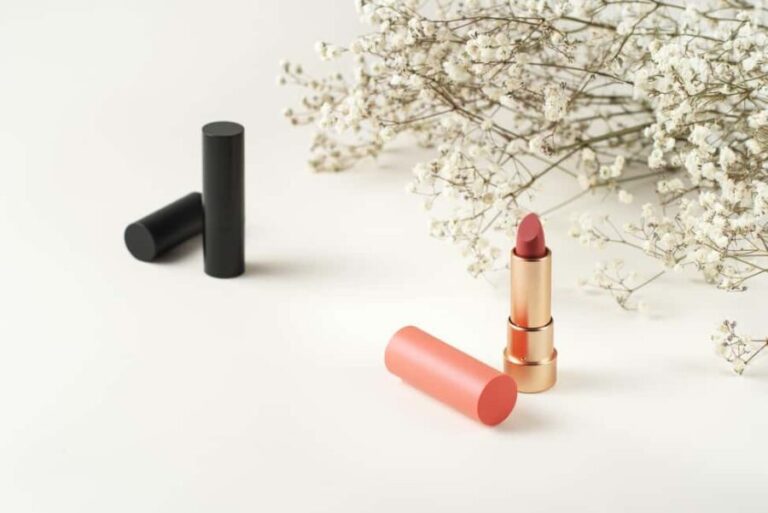 Belgrade: Lipstick and Lip Gloss Making Workshop - Who Will Love This Most?
