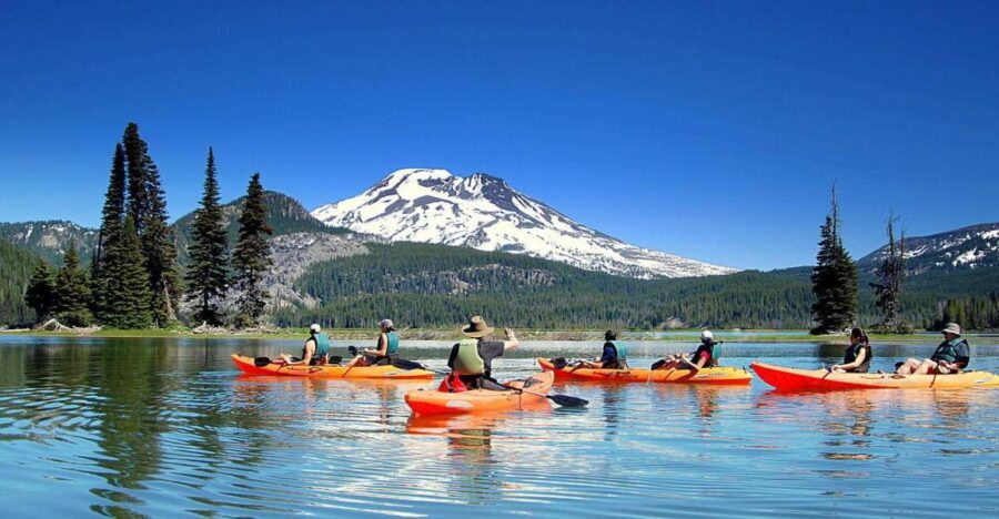 Bend: Guided Kayak Tour on the Cascade Lakes - Deep Dive into the Itinerary