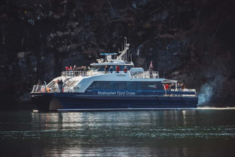 Bergen: Mostraumen Fjord Cruise - The Local Operator - Navigating the Osterfjord and Mostraumen Strait