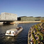 Berlin: 1-Hour Boat Tour with Bilingual Guide (Ger/Eng) - What to Expect When You Book