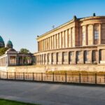 Berlin: Entry to Alte Nationalgalerie - An In-depth Look at the Alte Nationalgalerie
