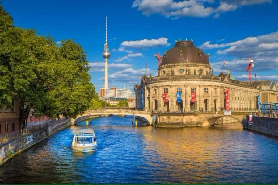 Berlin: Historic Guided Walking Tour with Museum Island Pass - A Step-by-Step Breakdown of the Tour Experience