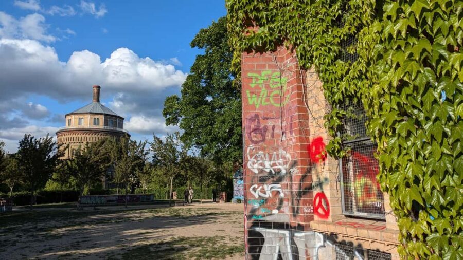 Berlin: Prenzlauer Berg neighborhood tour - Highlights of the Tour