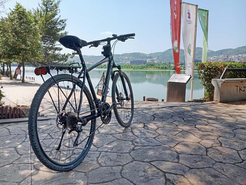 Bike Tour Tirana with Local Guide in English or Czech - Exploring Tirana’s Key Landmarks