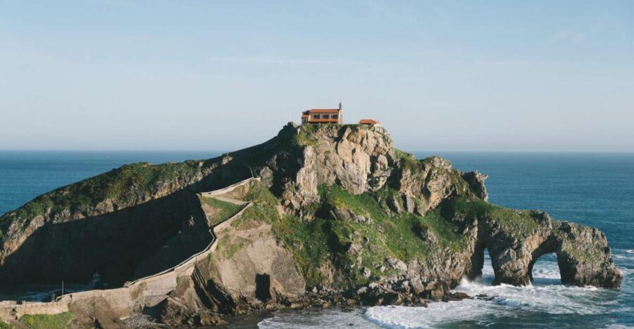 Bizkaia Bridge, Gaztelugatxe, Bermeo and Gernika from Bilbao - The Practical Aspects