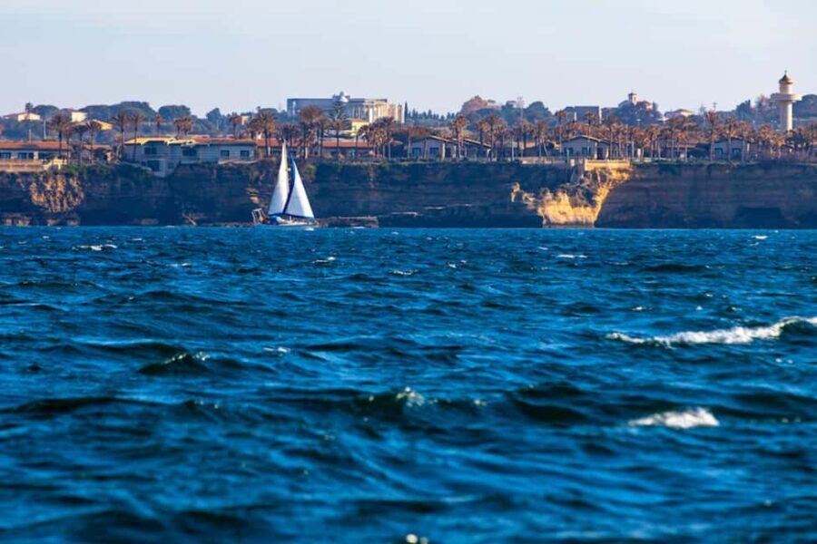 Boat tour of Ortigia at sunset with drinks included - Who Should Consider This Tour?