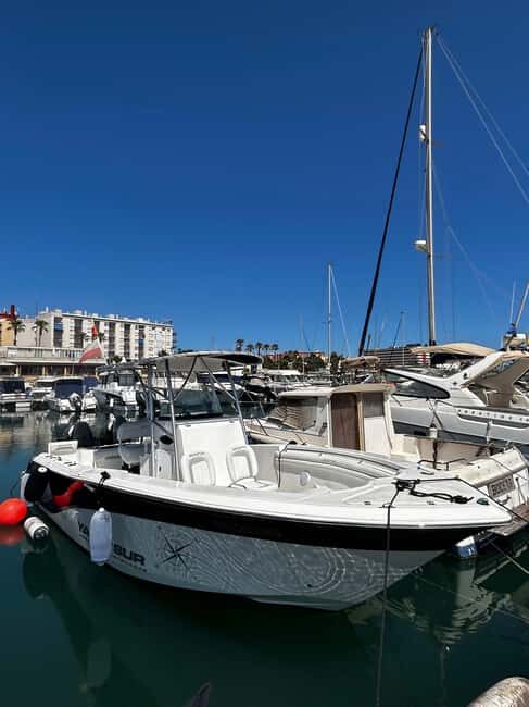 Boat trip on the Strait of Gibraltar - Key Points