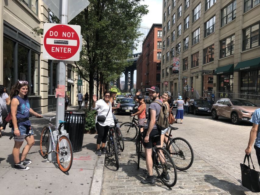 Brooklyn: Sightseeing Bike Tour with Local Guide - Exploring the Brooklyn Navy Yard and Williamsburg