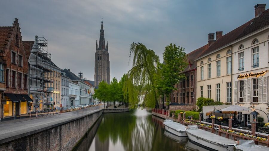 Bruges: Guided Tour & Boat Ride with Optional Beer Tasting - The Itinerary in Detail