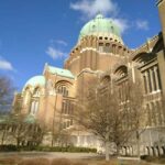 Brussels: Halle Gate Ticket & City Audio Tour - The Climb and the View