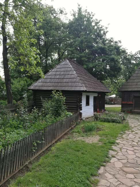 Bucharest city tour: Village Museum visit & Panormaic tour - Why Choose This Tour?