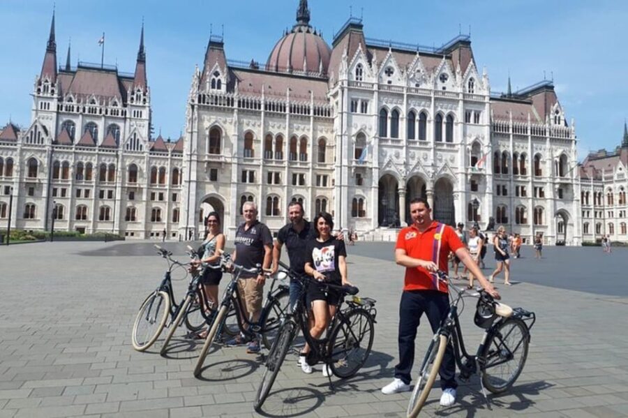 Budapest : Must-see attractions walking tour - Why This Tour Stands Out