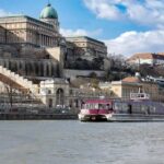 Budapest: Night Lights Cruise - Authentic Experiences and Traveler Feedback