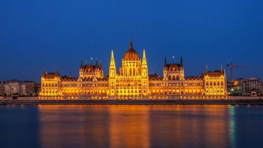 Budapest: Parliament Panorama Cruise with Törley Prosecco - Who Is This Tour Best For?