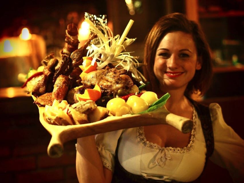 Budapest: Sir Lancelot Medieval Dinner with Drink and Show - The Entertainment: Short, Fun, and Themed
