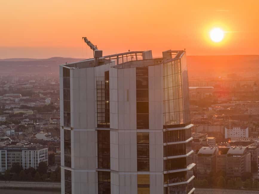 Budapest SkyDeck Tower  Panoramic Lift & Viewing Platform - An In-Depth Look at the SkyDeck Experience