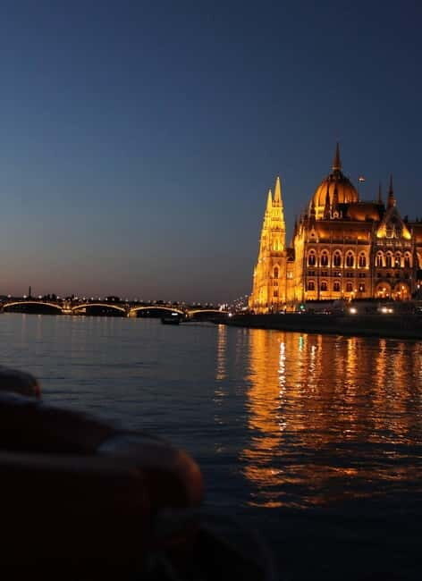 Budapest: Small Group Cruise on Private Boat w/ Live Guide - What to Expect from the Itinerary