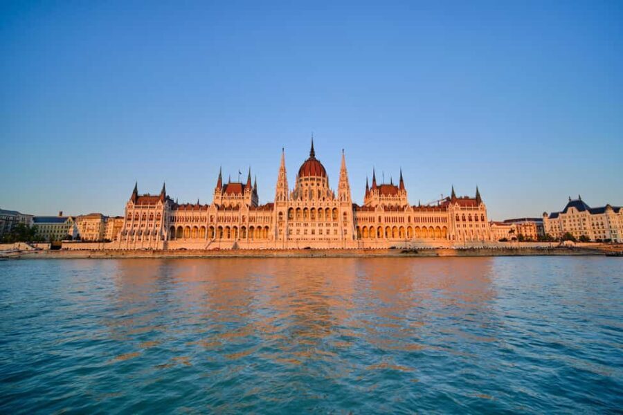 Budapest: Taste of Europe Sightseeing Night Cruise - Is It Worth the Price?