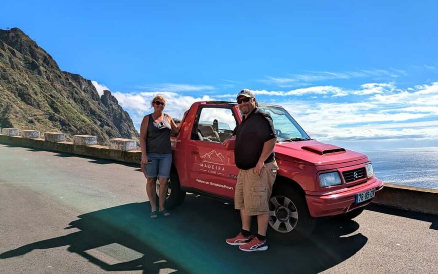 Cabo Girão Skywalk in 3h: Private Jeep Experience + C. Lobos - The Hidden Wonders: Cable Car Adventure